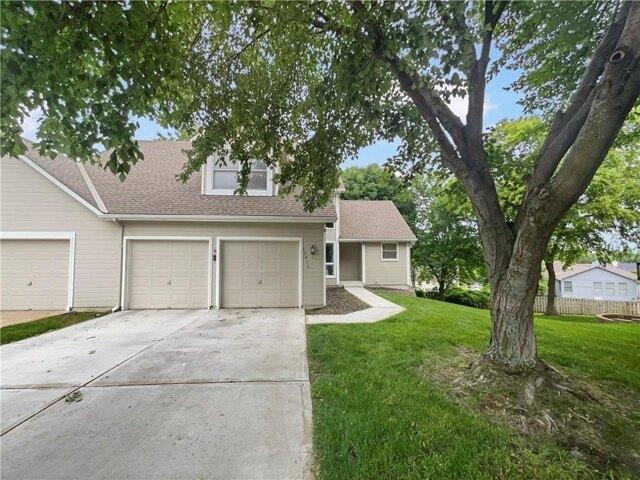 Floyd St, Overland Park, Home For Sale