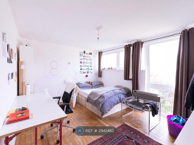 Flodden Road, London SE5, 4 bed semi detached house to rent, £3,987 pcm | PrimeLocation