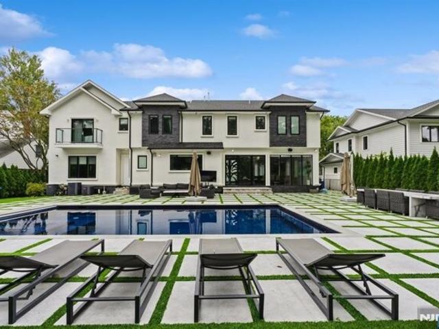 Floral Ter, Tenafly, Home For Sale