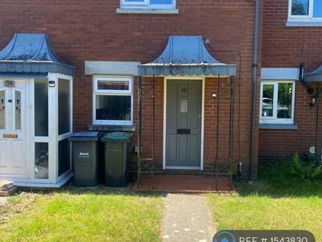 Florentine Way, Waterlooville, PO7 2 bed terraced house to rent £1,275 pcm £294 pw