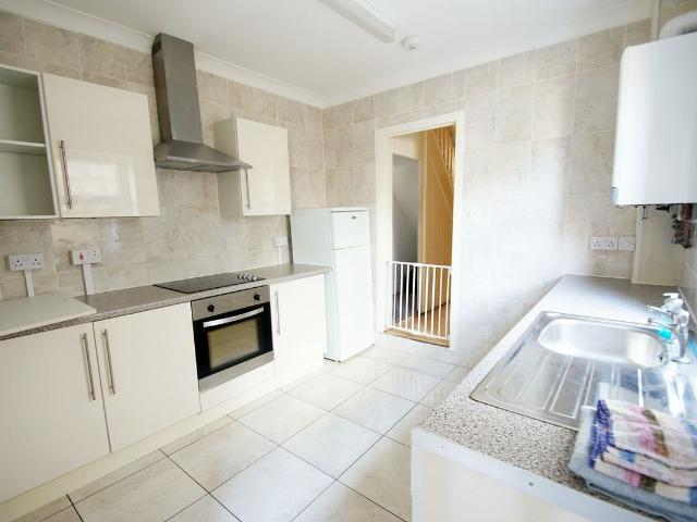 Florentia Street, Cathays CF24, 4 bed terraced house to rent, £2,200 pcm | PrimeLocation