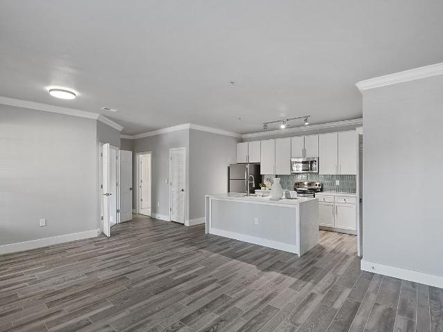 Florence 3 Bedroom Apartment for Rent at 2250 Eldridge Pkwy, Houston, TX 77077 Eldridge West Oaks