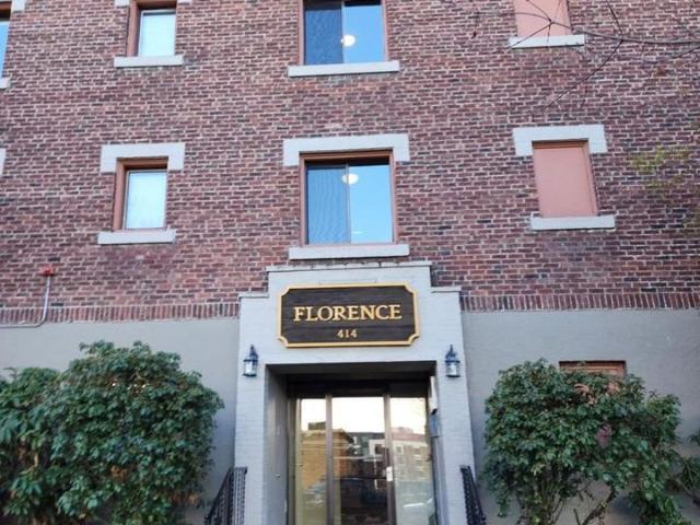 Florence Apartments 2 Bedroom Apartment for Rent at 414 Tacoma Ave S, Tacoma, WA 98402 New Tacoma