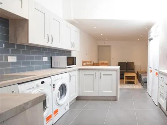 Florence Buildings, Metchley, B29 6EH, United Kingdom | 6 bed townhouse for rent #134898447 | Rentberry