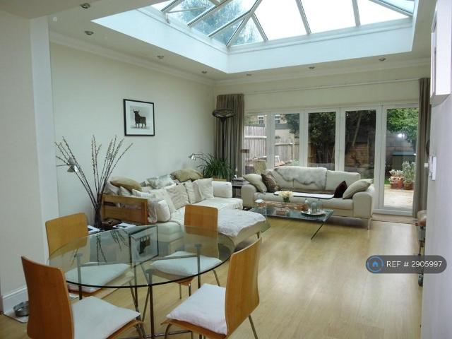 Florence Road, London, SW19 4 bed terraced house to rent £3,750 pcm £865 pw