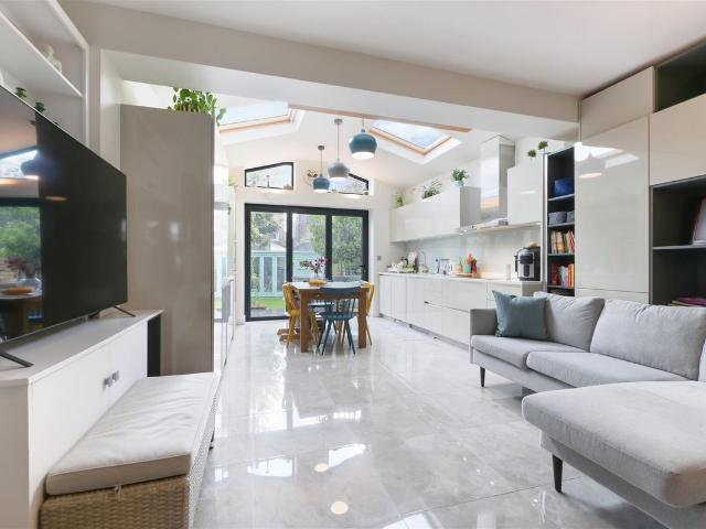 Florence Road, Wimbledon SW19, 3 bed property to rent, £4,200 pcm | PrimeLocation
