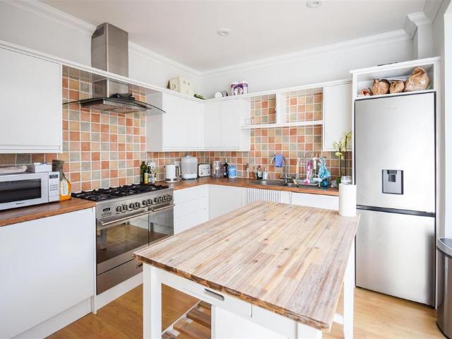 Florence Road, Wimbledon SW19 4 bed house to rent £3,750 pcm £865 pw