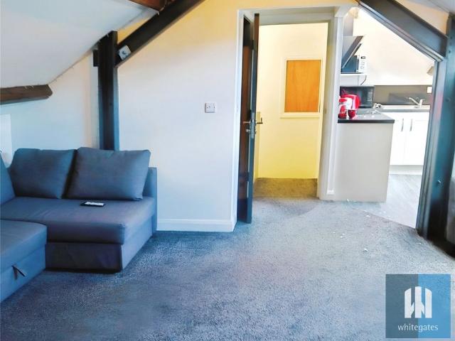 Florences Apartments, 6 Macaulay Street, Huddersfield, HD1