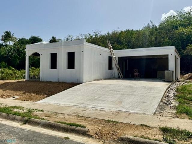 Florencia, Arecibo, Home For Sale