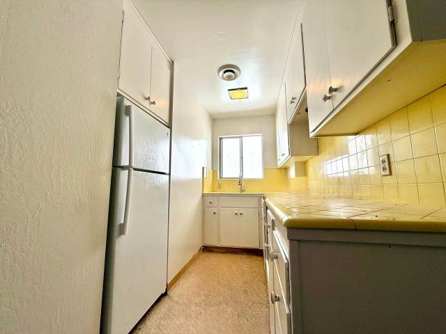 Flores 2660 1 Bedroom Apartment for Rent at 2660 Flores St, San Mateo, CA 94403 Beresford Park