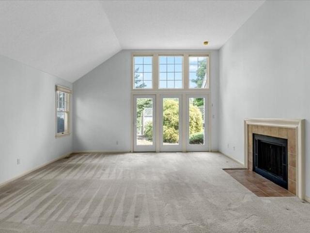 Floret Cir Unit,hingham, Condo For Sale