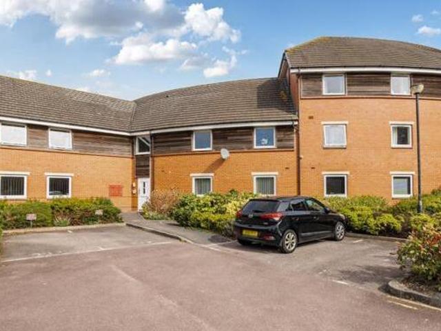 Florey Court, Old Town, 2 Bedroom Flat