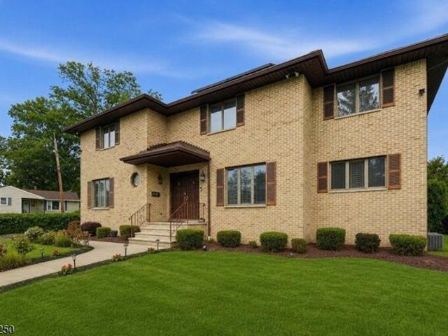 Florham Rd, Parsippany Troy Hills Township, Home For Sale