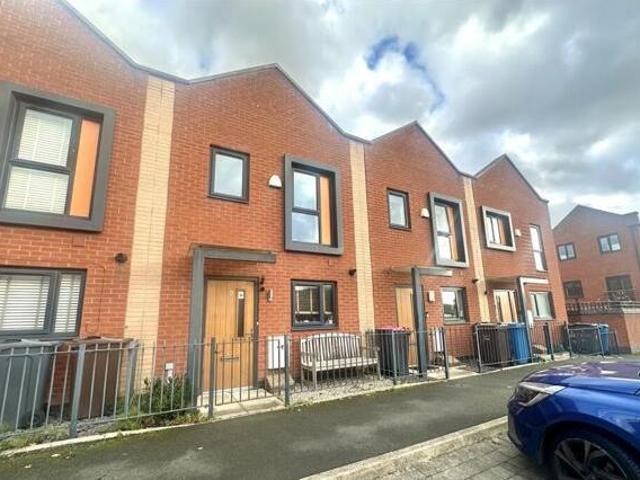 Florin Lane, Salford, 2 Bedroom Terraced