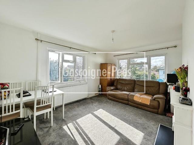 Florida Court, Reading, RG1 4 bed maisonette to rent £1,850 pcm £427 pw