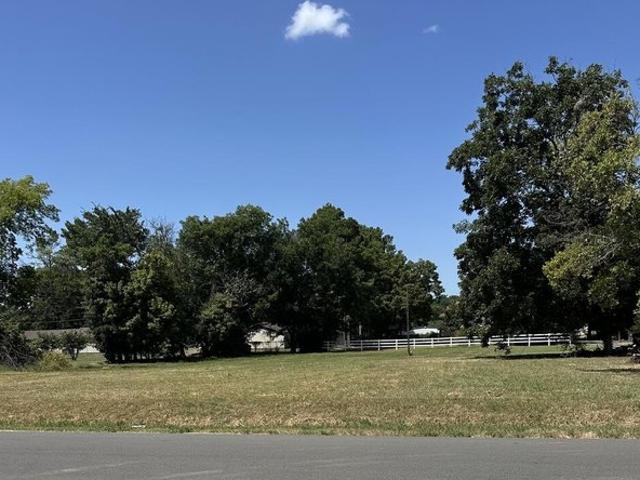 Florida St, Marianna, AR 72360