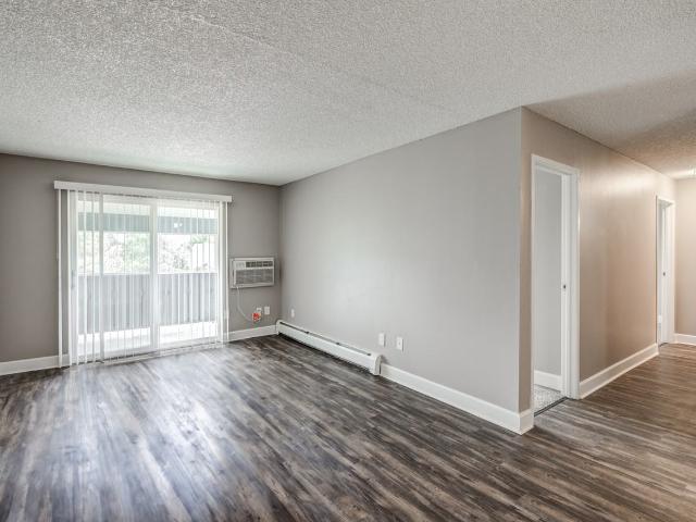 Florida Station 2 Bedroom Apartment for Rent at 14052 E Iowa Dr, Aurora, CO 80012 Sable Ridge
