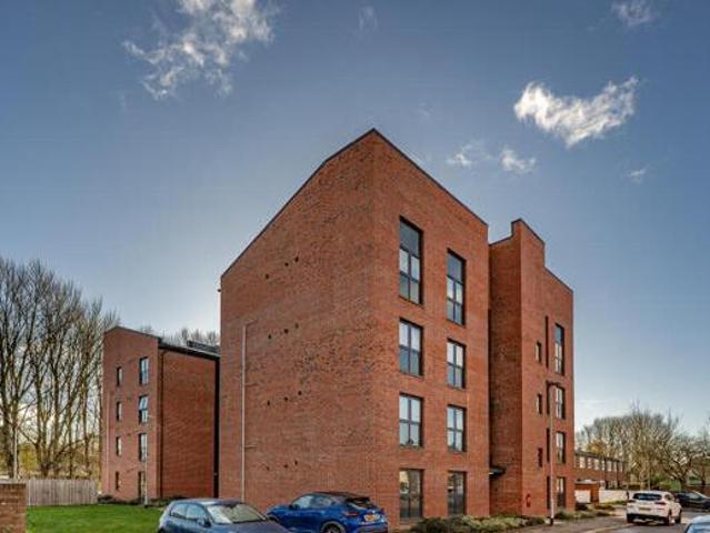 Flat /, Maida Street, 2 Bedroom Flat