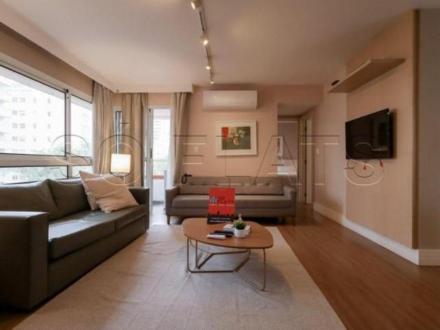 Flat mobiliado à venda no Jardim Paulista 116m² 2 suítes 2 vagas George V