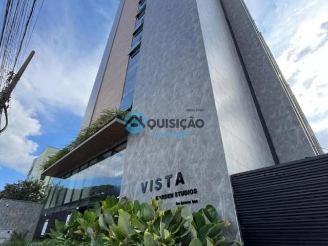 Flat Mobiliado com Área Privativa