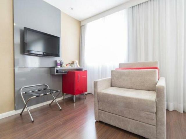 Flat na Vila Olímpia disponível para venda com 25m² e 01 vaga de garagem