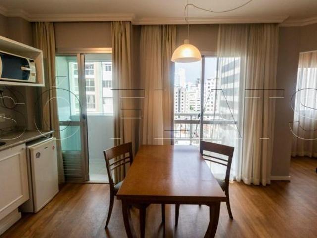 Flat no Jd Paulista prox a Rua da Consolação, Av. Paulista, Metrô, ótima localização