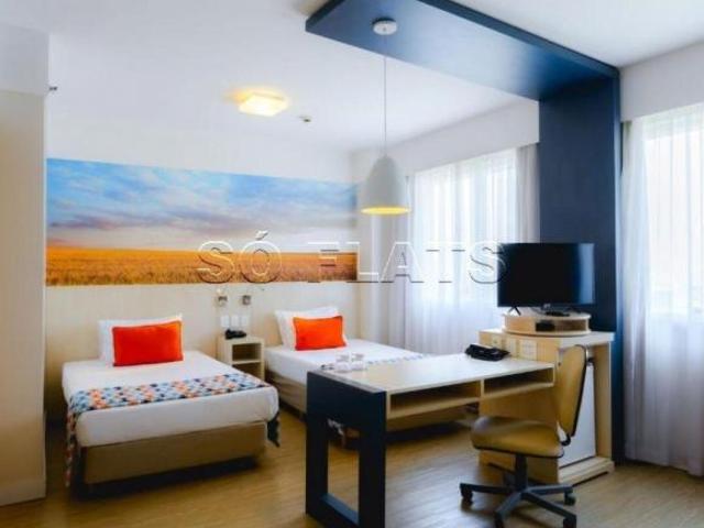Flat no Pool para investimento, Comfort Alphaville