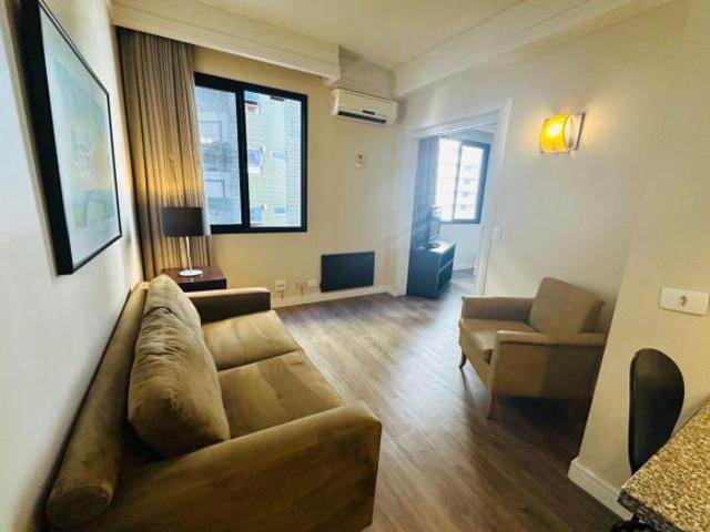 Flat no Slaviero Essential, um excelente investimento em localização central!