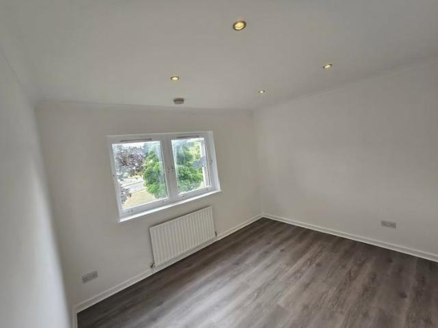 flat at Alexander Road, Glenrothes