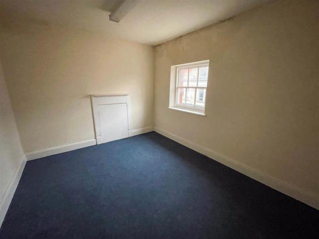 flat at Bulkington Road, Nuneaton and Bedworth