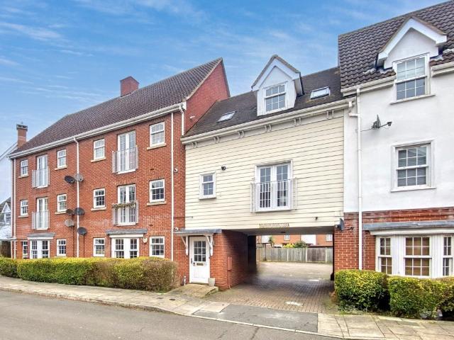 flat at Burnell Gate, Chelmsford