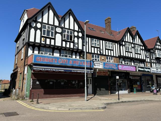 flat at Burns Avenue, Basildon