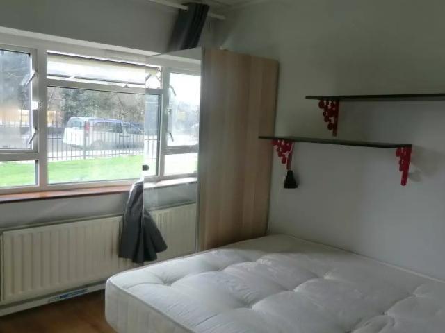 flat at Clapham Road, London