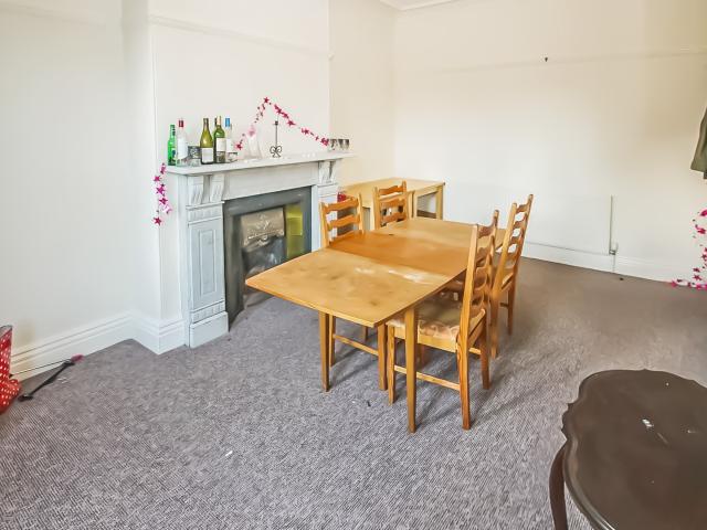 flat at Claremont Drive, Leeds