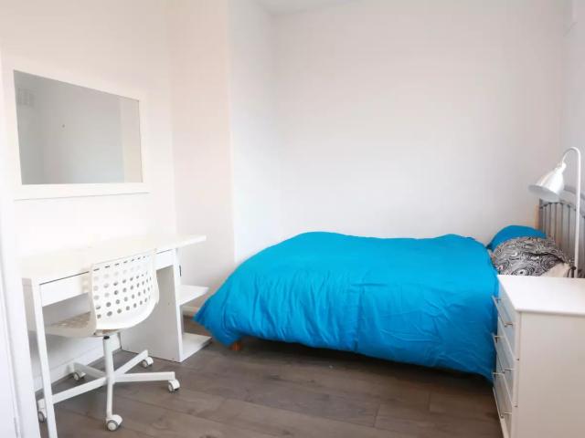 flat at Coll's Road, London