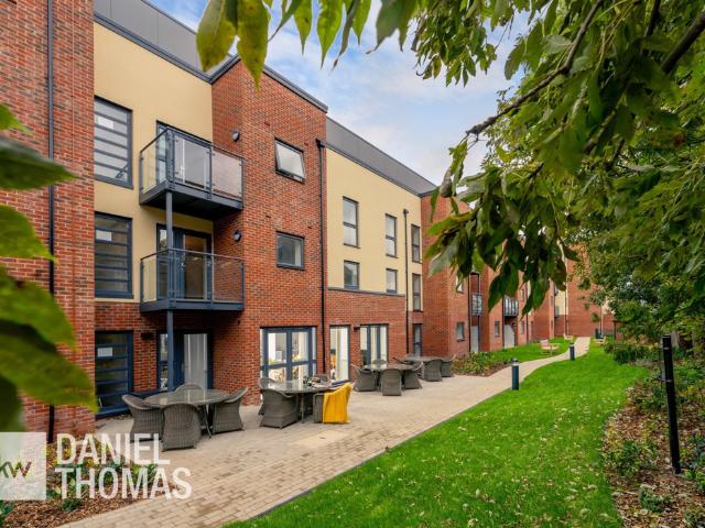 flat at Denny Avenue, Epping Forest