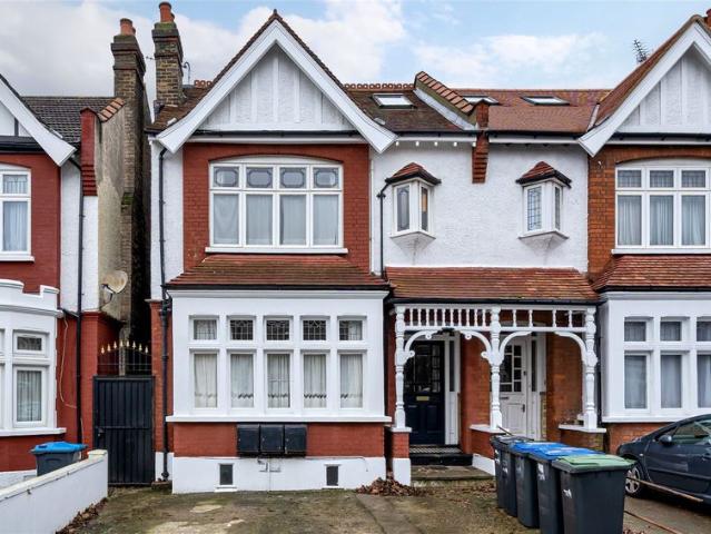 flat at Derwent Road, London