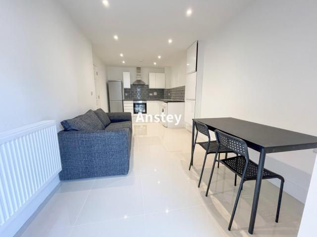 flat at Green Lane, Southampton