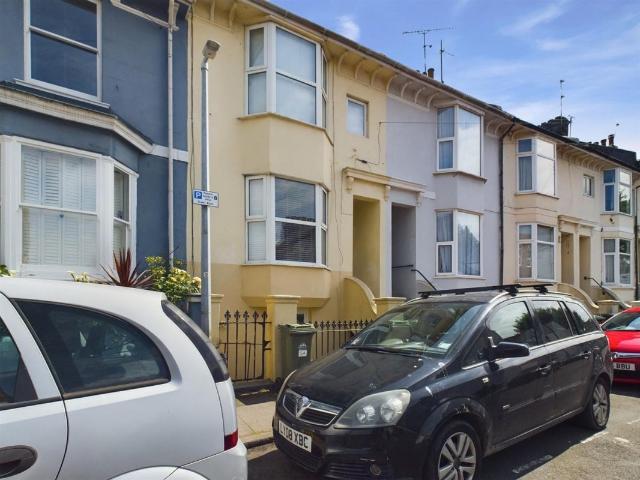 flat at Hastings Road, Brighton
