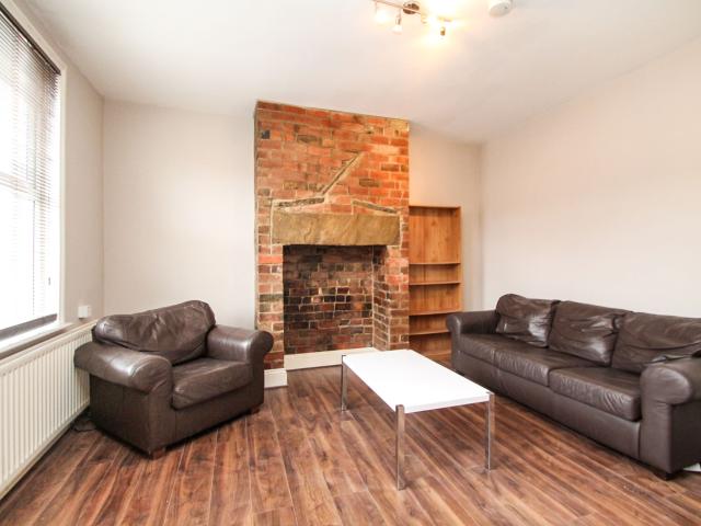 flat at Highbury Road, Leeds