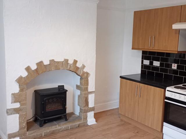 flat at Hill Top Road, Kirklees