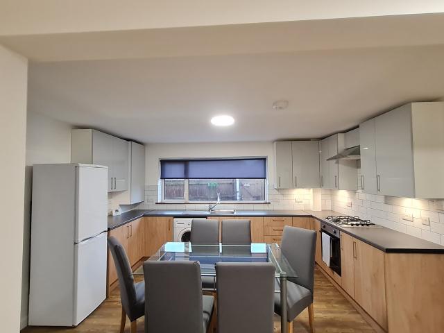 flat at Lynsted Close, Ashford