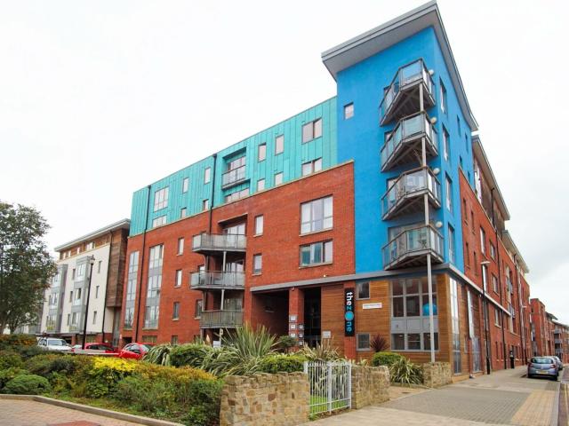 flat at Les Brown Court, Bristol