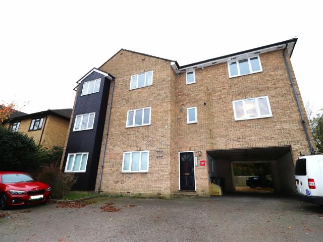 flat at London Road, Dartford