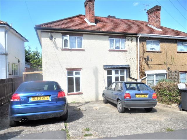 flat at Plumer Road, High Wycombe