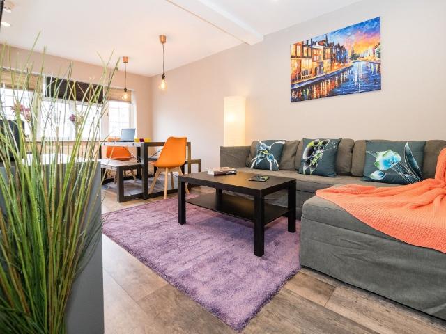 flat at Ravenswood Road, London