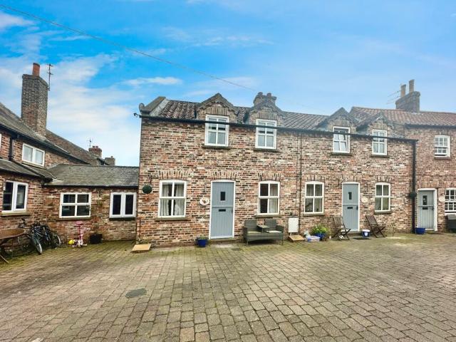 flat at The Village, Stockton on the Forest