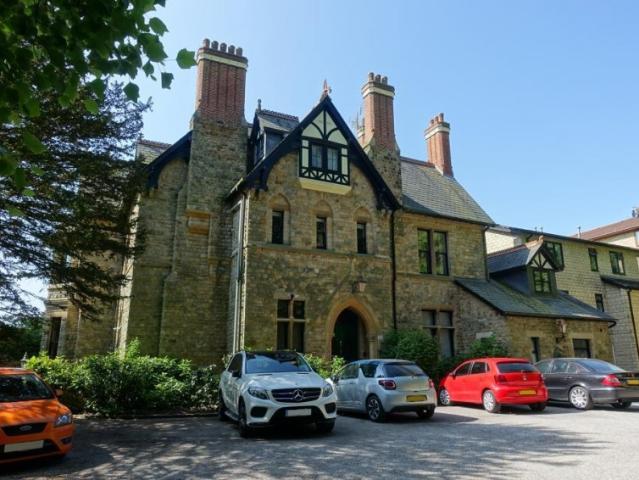 flat at Underwood Road, Caterham Valley