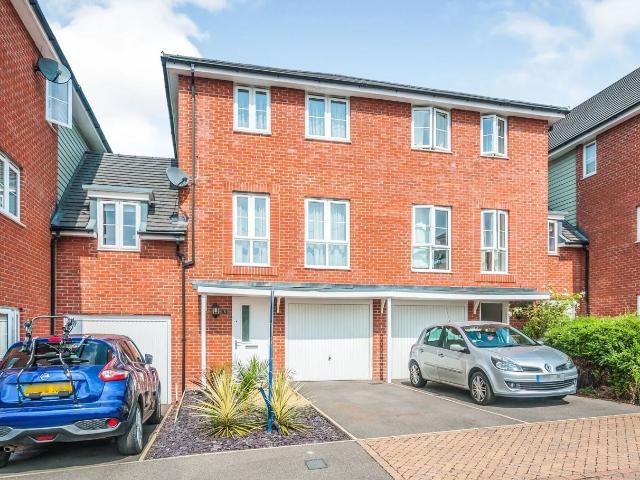 flat at Wyeth Close, Dorney Reach