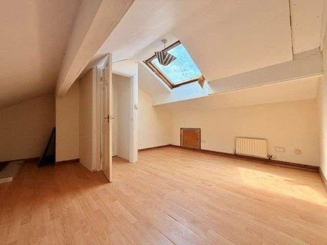 Flat At, Whitegate Drive, Blackpool, FY3